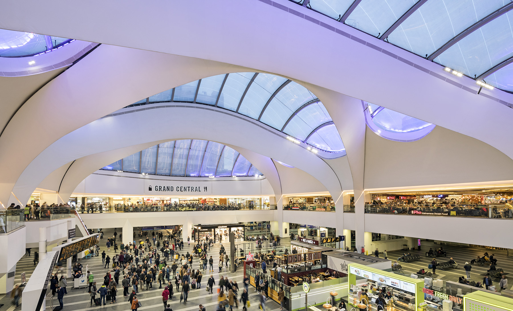 Lichtplanung Grand Central UK - www.lukaspalik.de